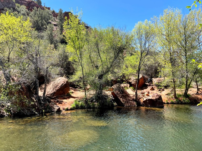 Day Trip Inspo to Buddha Beach in Sedona, Arizona – Under The Sun